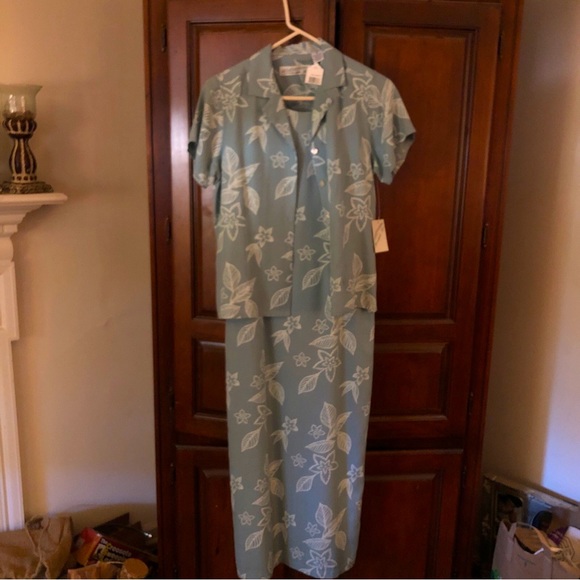 Pineapple Moon | Dresses | Pineapple Moon 0 Silk Womens Xs Nwt Maxi ...
